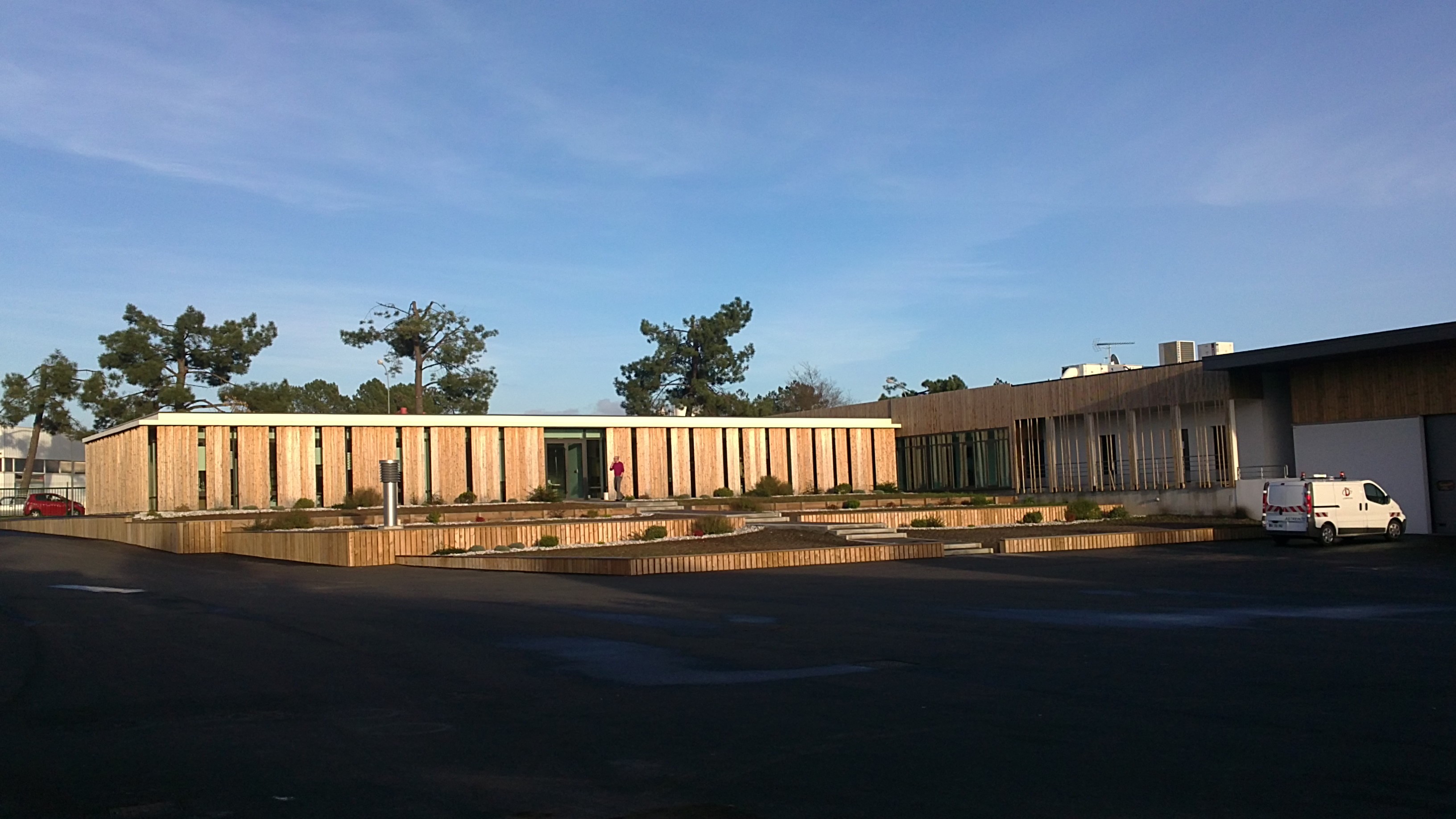 Siège des services techniques de la CAGD à SAINT-PAUL-LÈS-DAX : CUBI ...